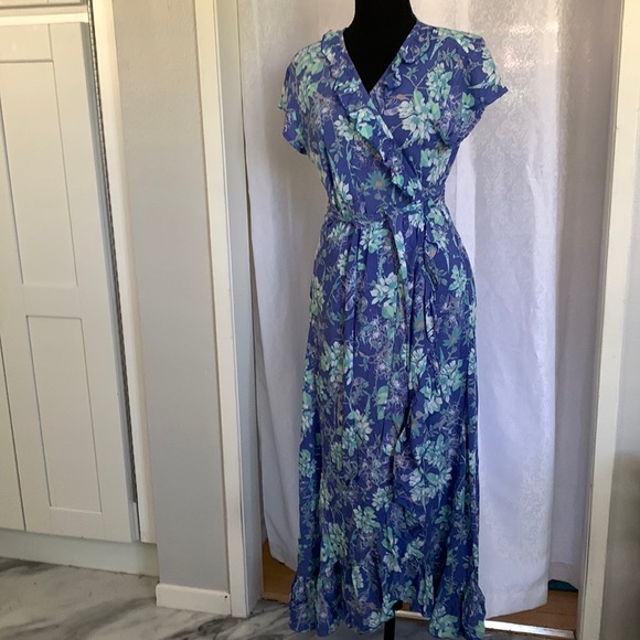Walker & Wade | Dresses | Walker Wade Wrap Dress With Ruffle Szm | Poshmark